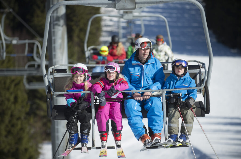 Åka lift - vi har tipsen för hur du lär ditt barn. Första gången på skidor.